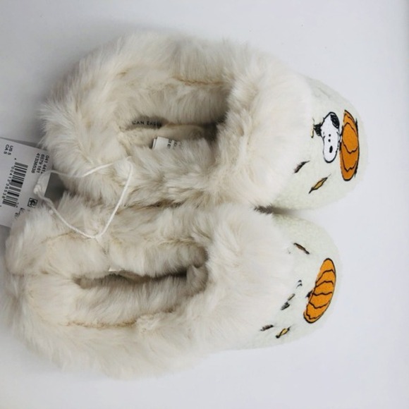 American Eagle Outfitters | Shoes | Nwt American Eagle Peanuts Snoopy ...
